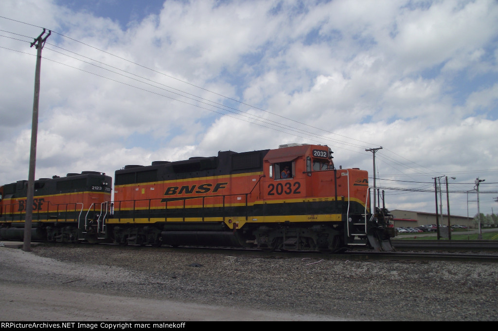 BNSF 2032